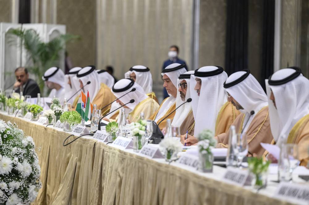 فريق العمل الاستثماري الإماراتي - الهندي يبحث التجارة الثنائية بالعملات ...
