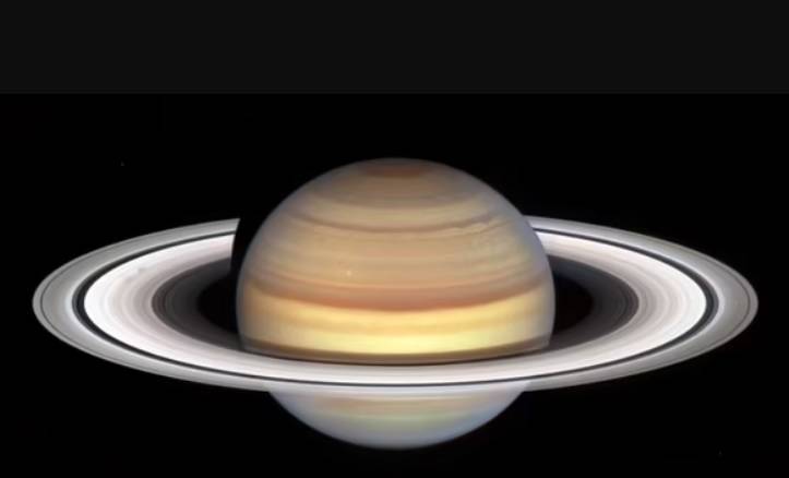 تحديد أصل حلقات زحل | صحيفة الخليج