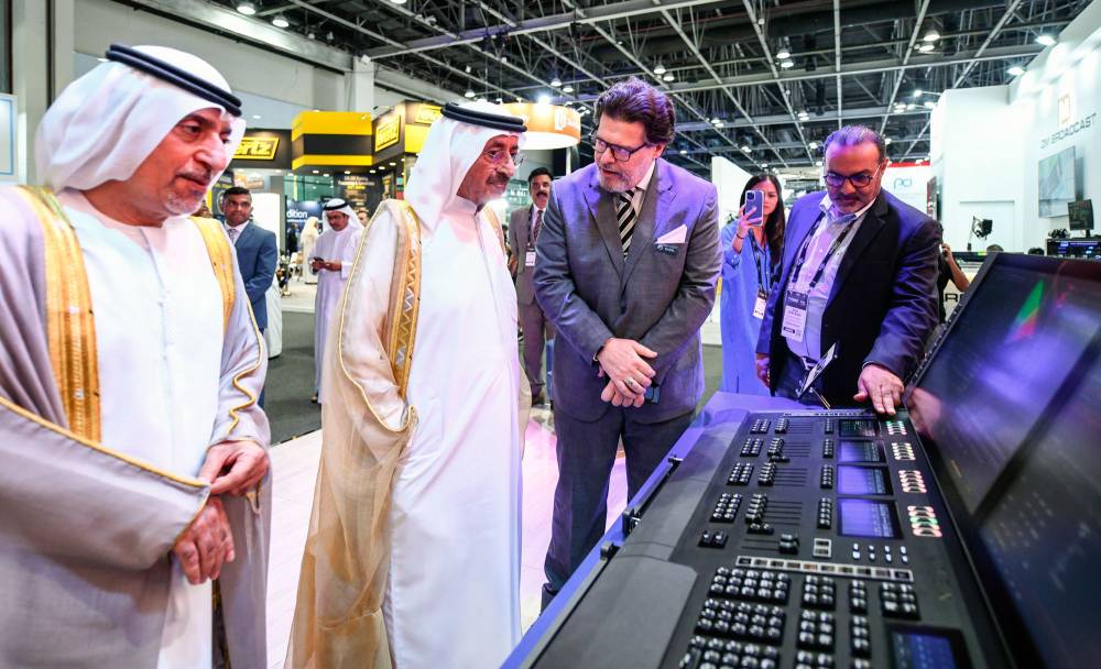 حشر آل مكتوم يفتتح معرضيّ «كابسات 2023 و«إنتيغريت ميدل إيست في دبي