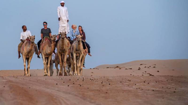 مركز حمدان بن محمد لإحياء التراث يفتح التسجيل للتدريب على رحلة الهجن