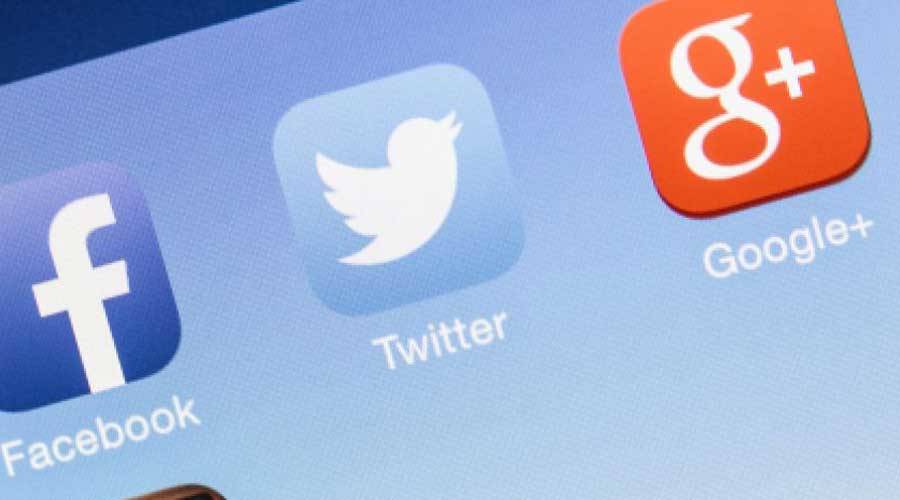 ترامب يلاحق «فيسبوك» و«جوجل» و«تويتر» قضائياً | صحيفة الخليج