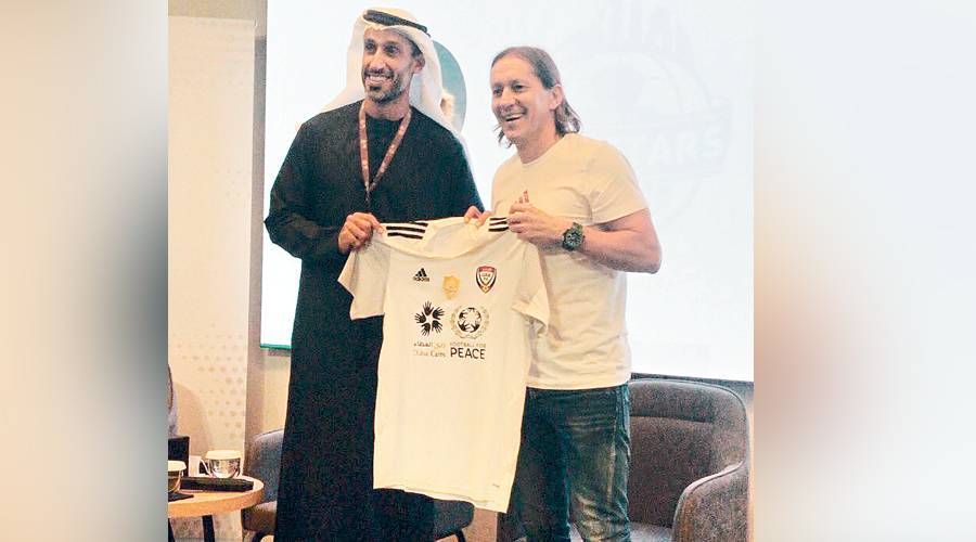 «إكسبو» يستضيف تحدي النجوم لكرة القدم غداً | صحيفة الخليج
