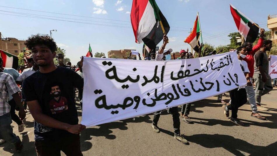 «السيادة السوداني يدعو لحوار شامل حول مقترح الدستور الانتقالي صحيفة