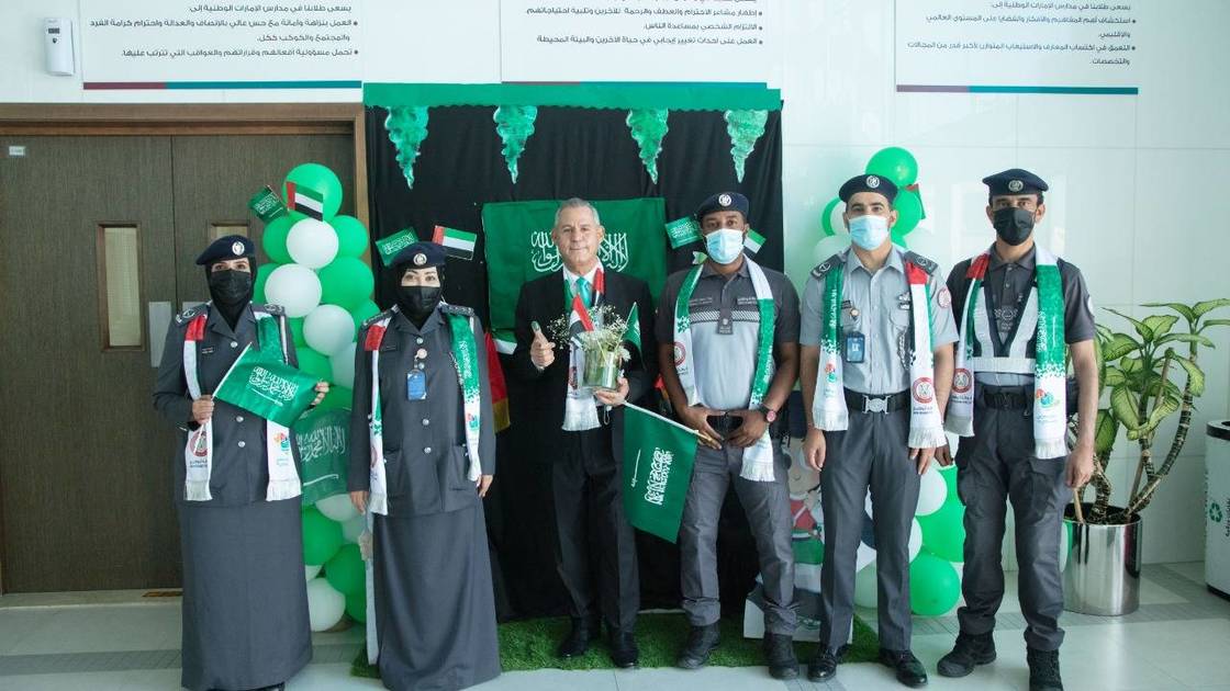 Abu Dhabi Police participates with school students in the celebration ...