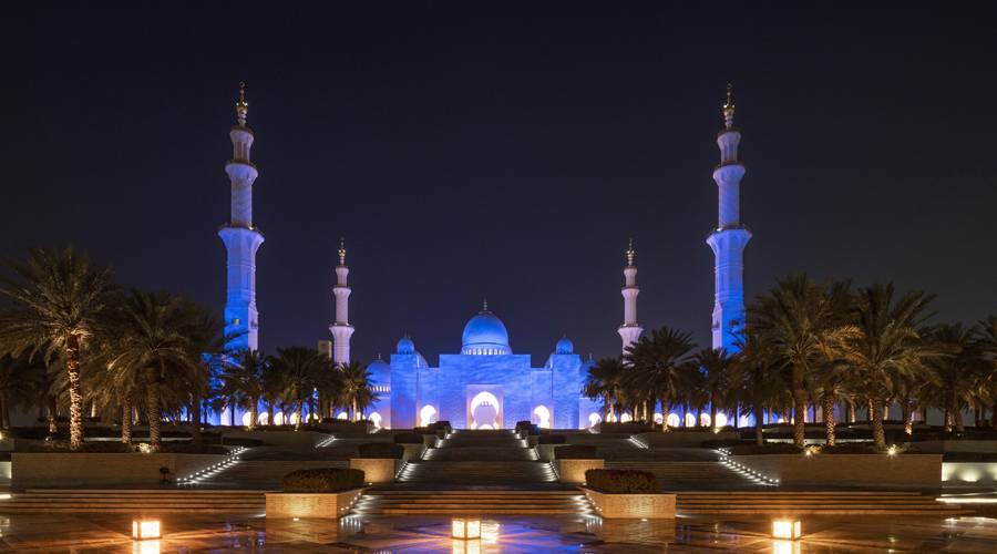 جامع الشيخ زايد الكبير يستعد لاستقبال شهر رمضان صحيفة الخليج