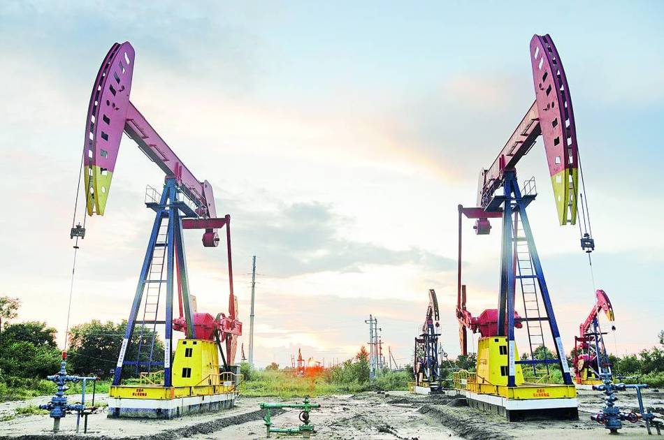 النفط يرتفع للأسبوع الخامس على التوالي.. وبرنت عند 85 دولاراً | صحيفة ...