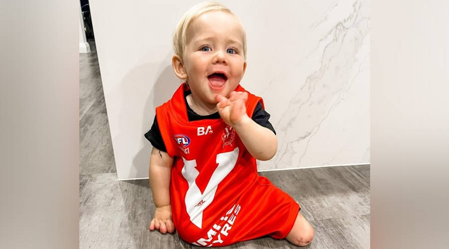 بكتريا تبتر ساقي وأصابع يد رضيع | صحيفة الخليج