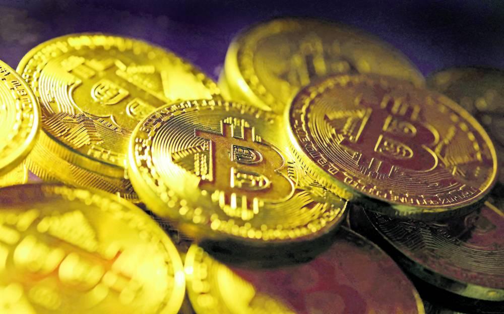 بيتكوين تقفز 3 4 وتتجاوز 53400 دولار لأول مرة منذ نوفمبر 2021