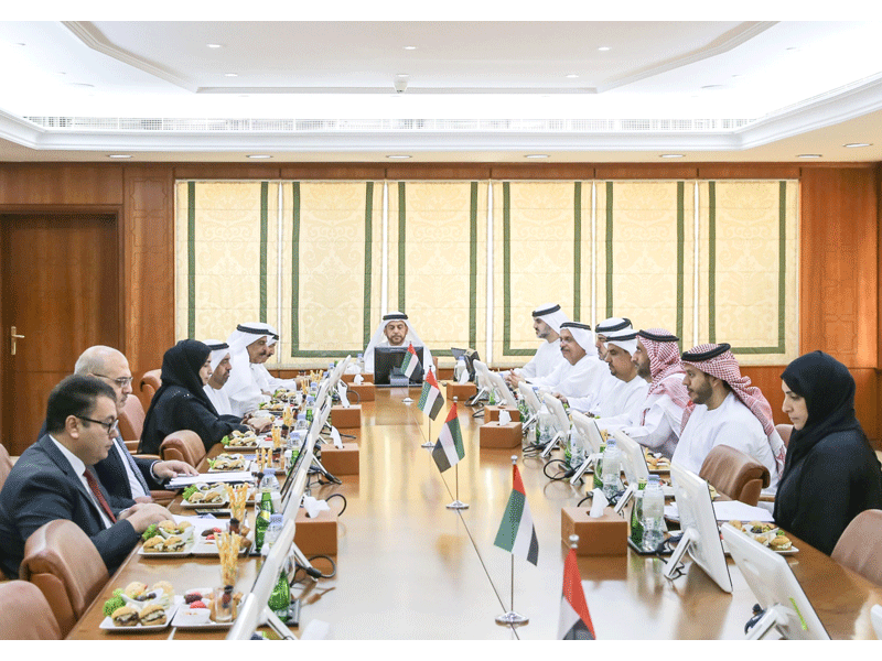 مجلس «غرفة عجمان» يناقش توفير بيئة داعمة لقطاع الأعمال | صحيفة الخليج