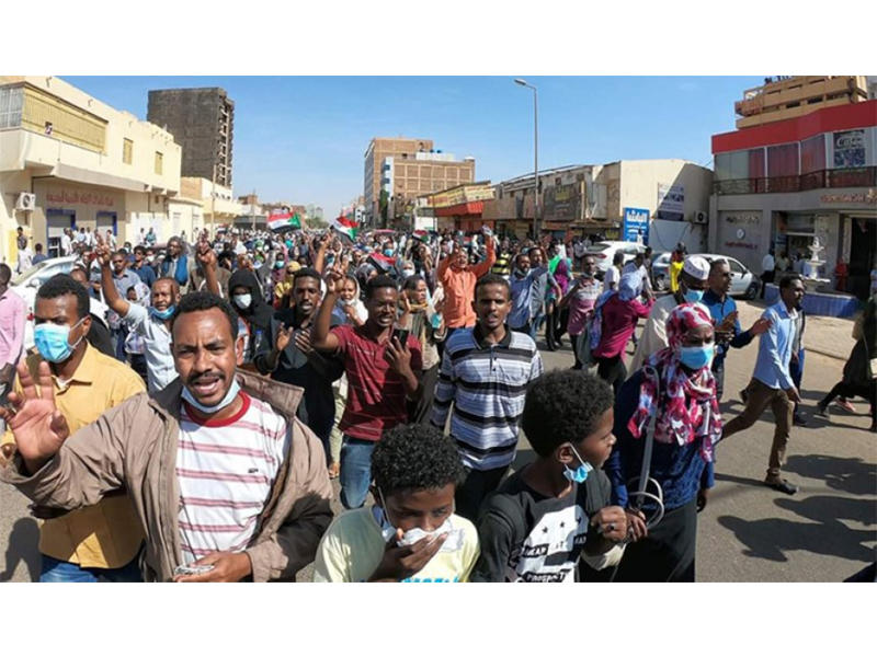 دعوة للتظاهر أمام البرلمان السوداني اليوم صحيفة الخليج